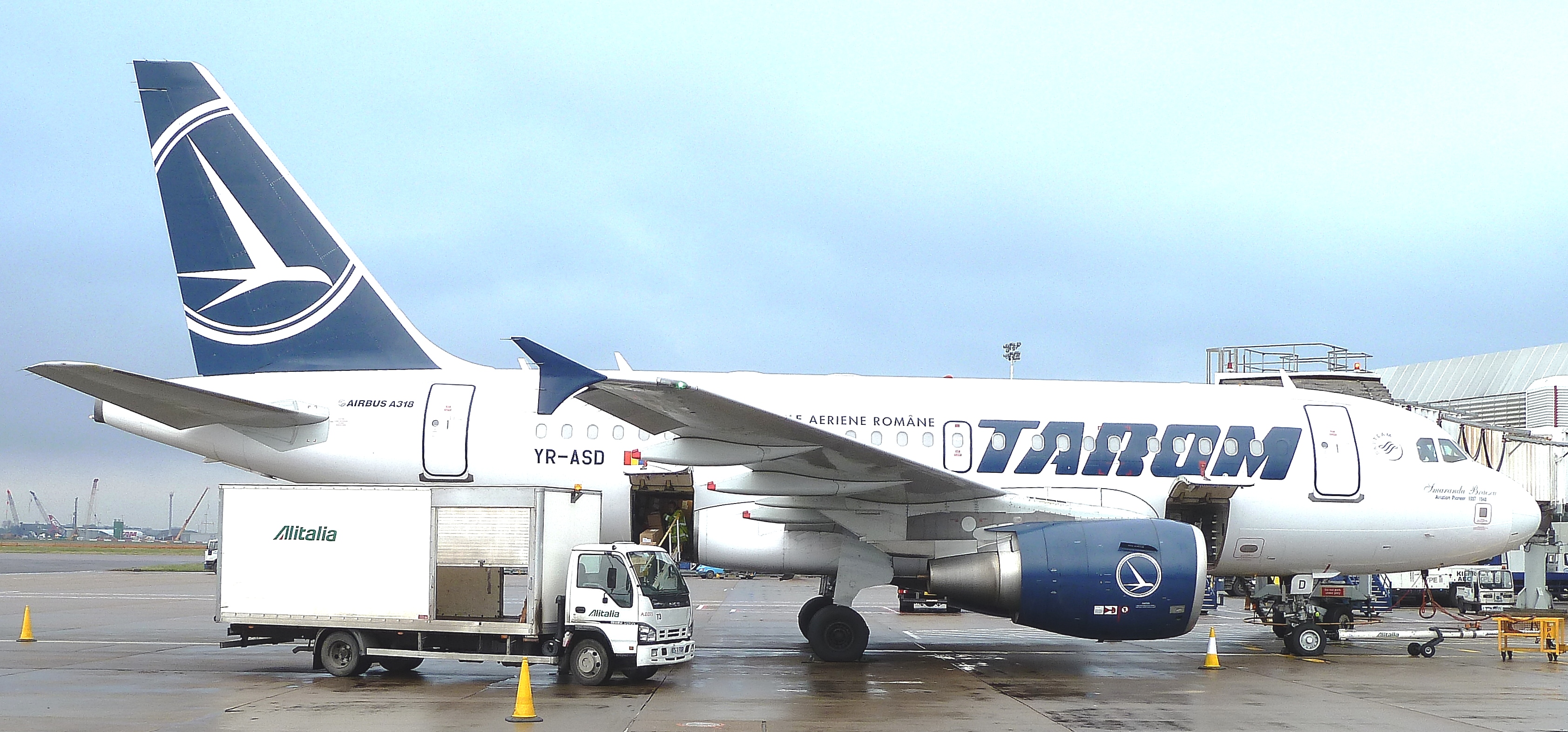 Alianza Tarom-Blue Air