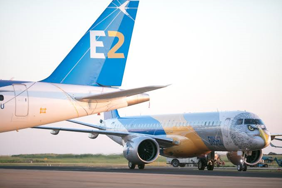 aw-embraer_70098