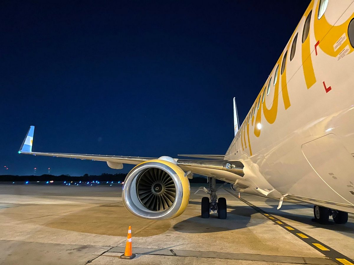 Flybondi amplia flota