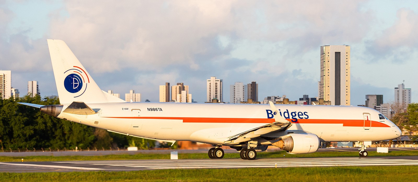 Bridges Air inicia ops E190P2F